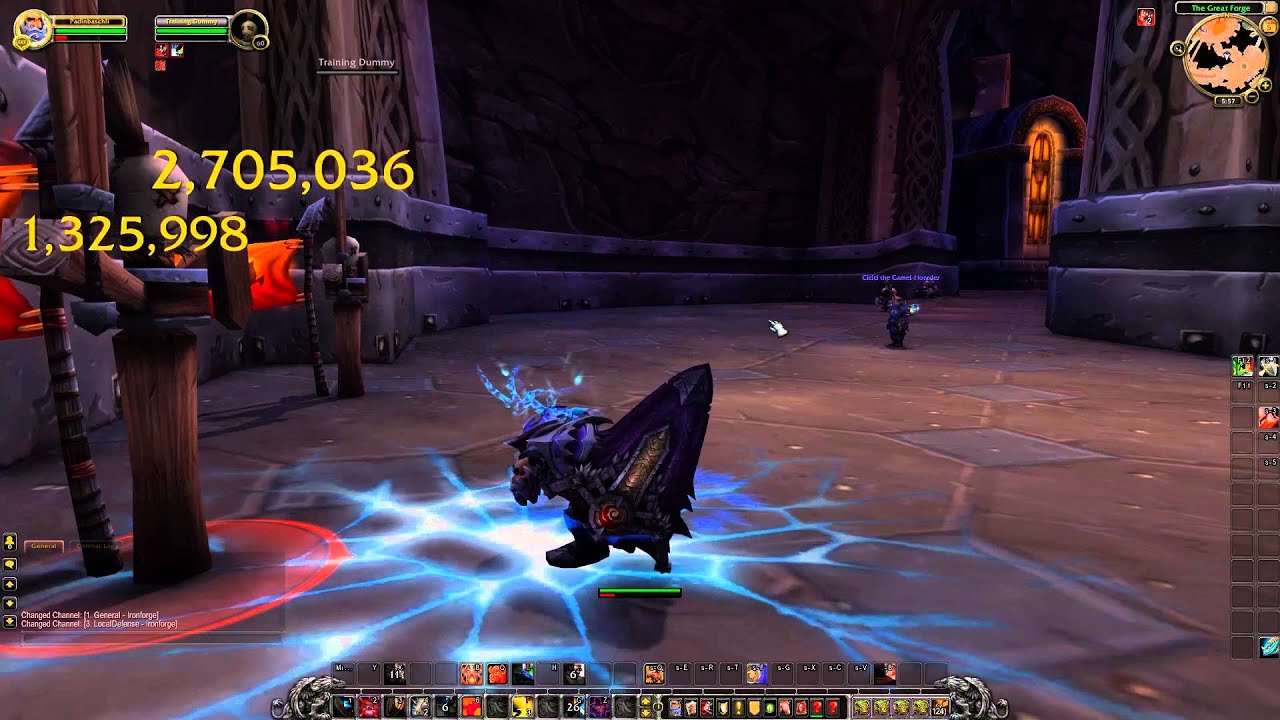 WoW Legion alpha: Dwarf Protection Warrior - YouTube