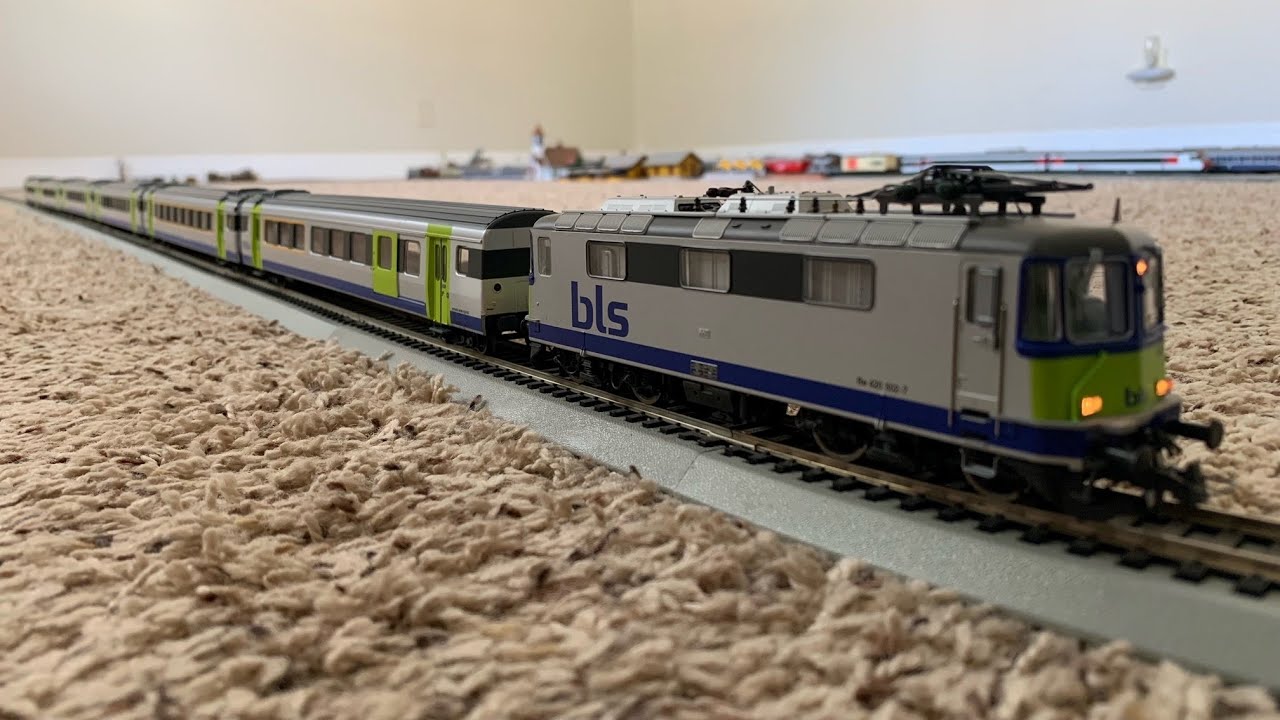 An authentic model of Swiss BLS EW III commute train with Re 420 ...