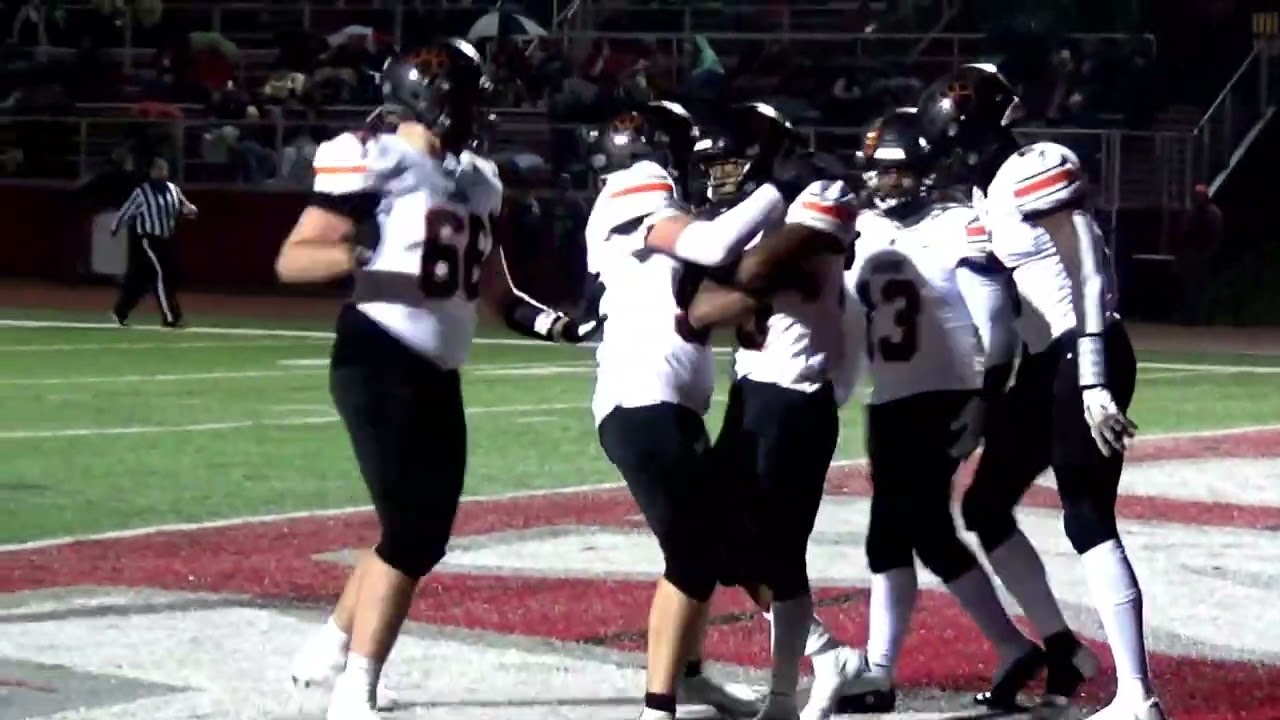 Sharon Tigers Football 2022 - YouTube