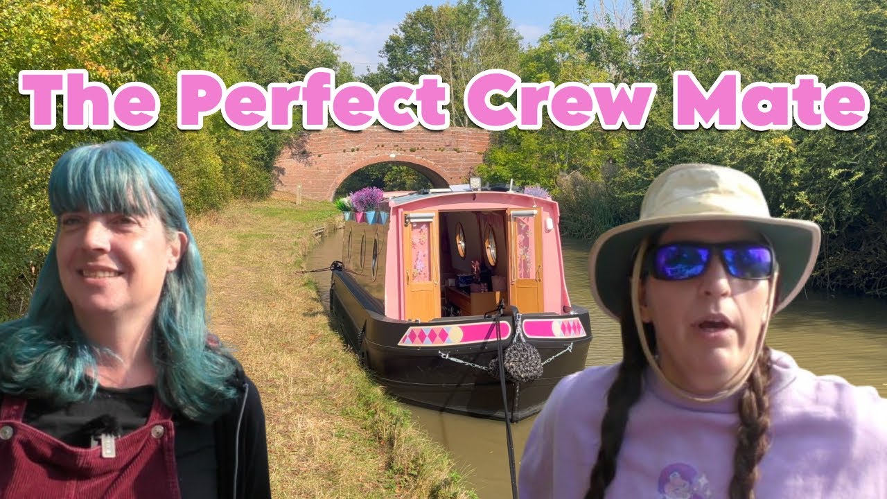 What Makes The Perfect Crew Mate? - YouTube