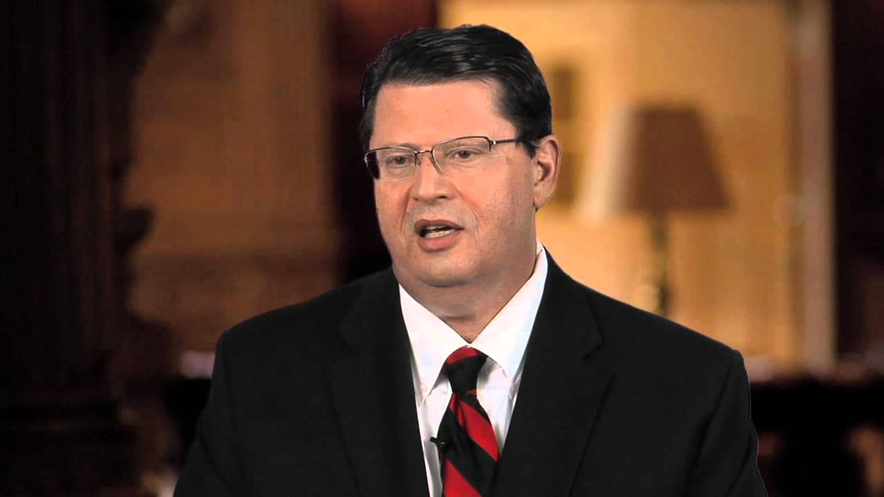 Tuck professor Richard D'Aveni comments on his new book Strategic ...