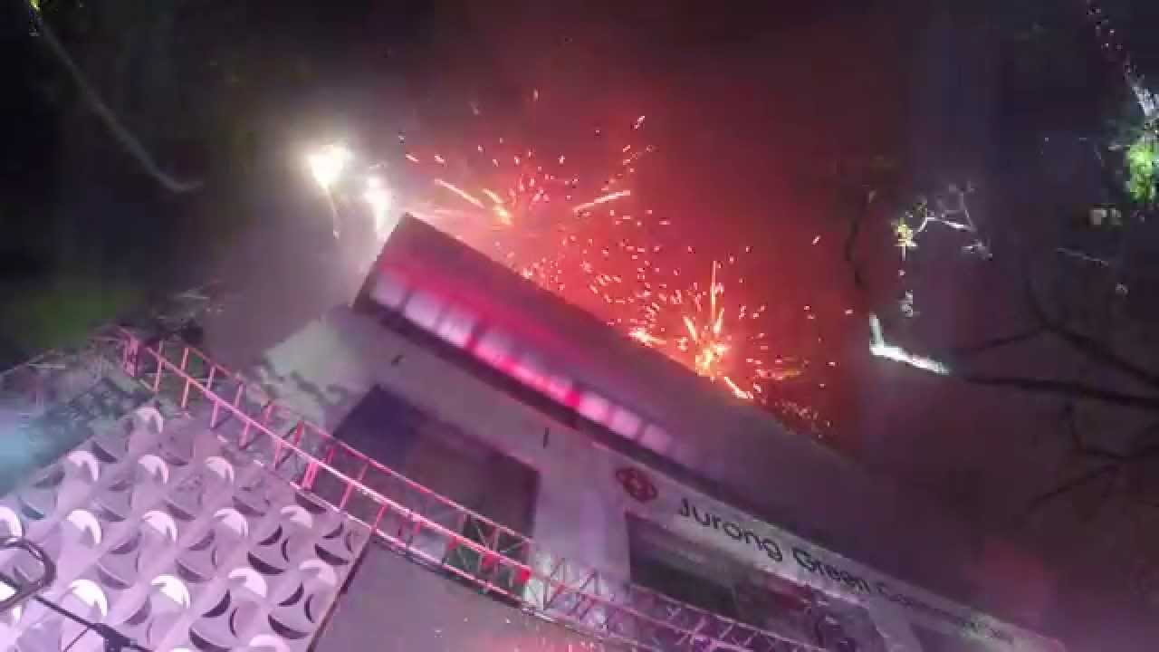 Fireworks at Jurong Green CC SG50 National Day Celebration - YouTube