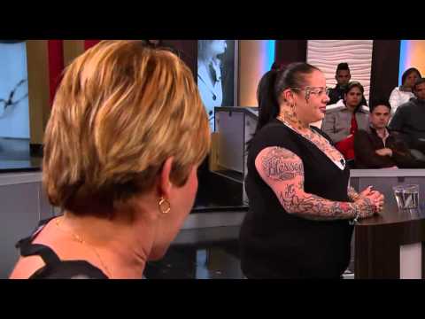 Hermanita de la tatuada #701 (1 2) Caso Cerrado
