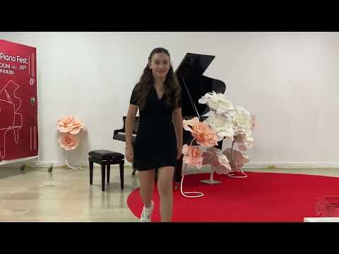 Kledisa Zaimi “Ferizaj nate finale” - YouTube