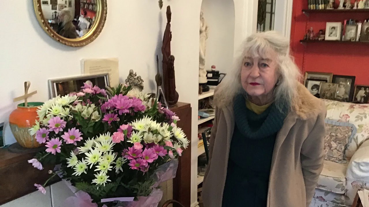 June Wilson Remembers VE Day In Hamilton Square, Birkenhead - YouTube