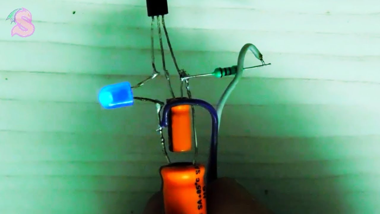LED Flasher Circuit Using One Transistor - YouTube