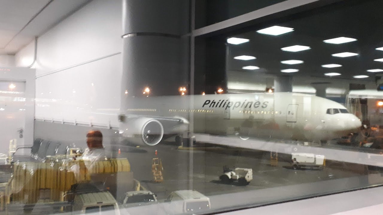 Boeing 777-300ER [RP-C7779] Philippine Airlines PR 119 from Toronto to ...