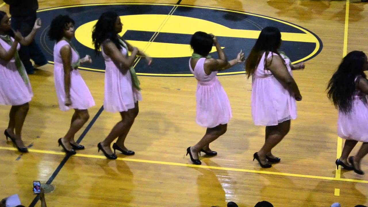 Grambling Alpha Kappa Alpha 2013 Probate Stroll | #GramFam - YouTube