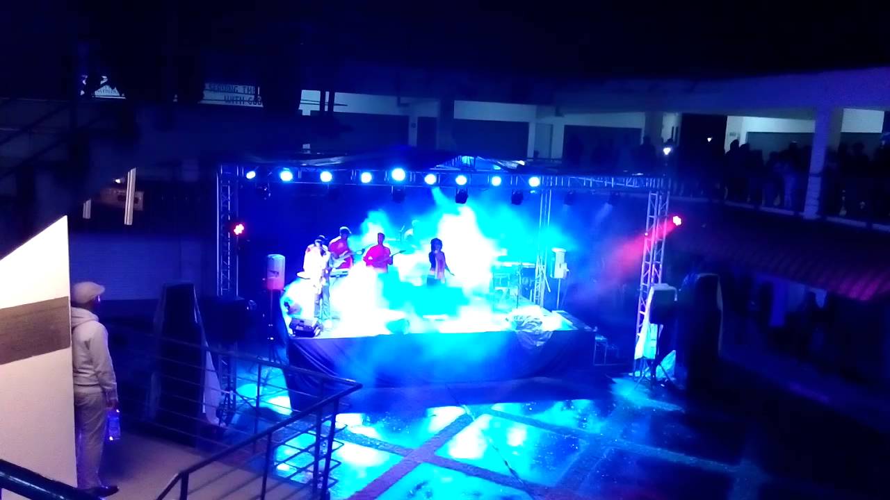 SINACH JOSEPH -WAY MAKER (LIVE COVER) BY NATHALIE PIROGUE - YouTube