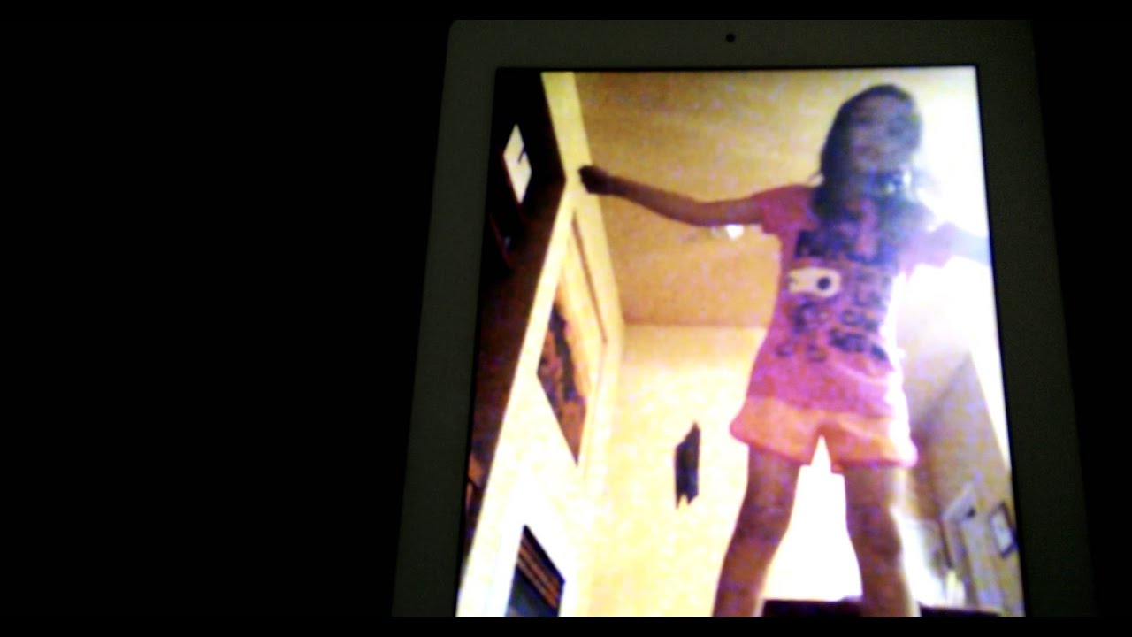 Annoying Kid Does Terrible Dance - YouTube