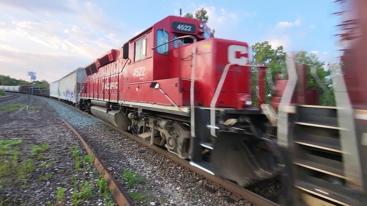 RARE GP40X 4522! CPKC 135 manifest train with CP locomotives 8024, 8034, and 4522 at ...