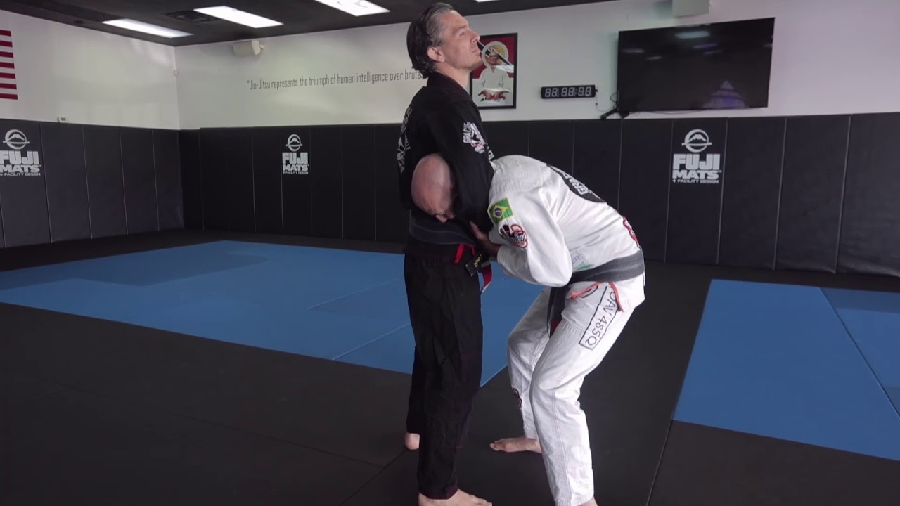 Jiu-Jitsu Standing Guillotine Defense With Sitting Throw by Gracie ...