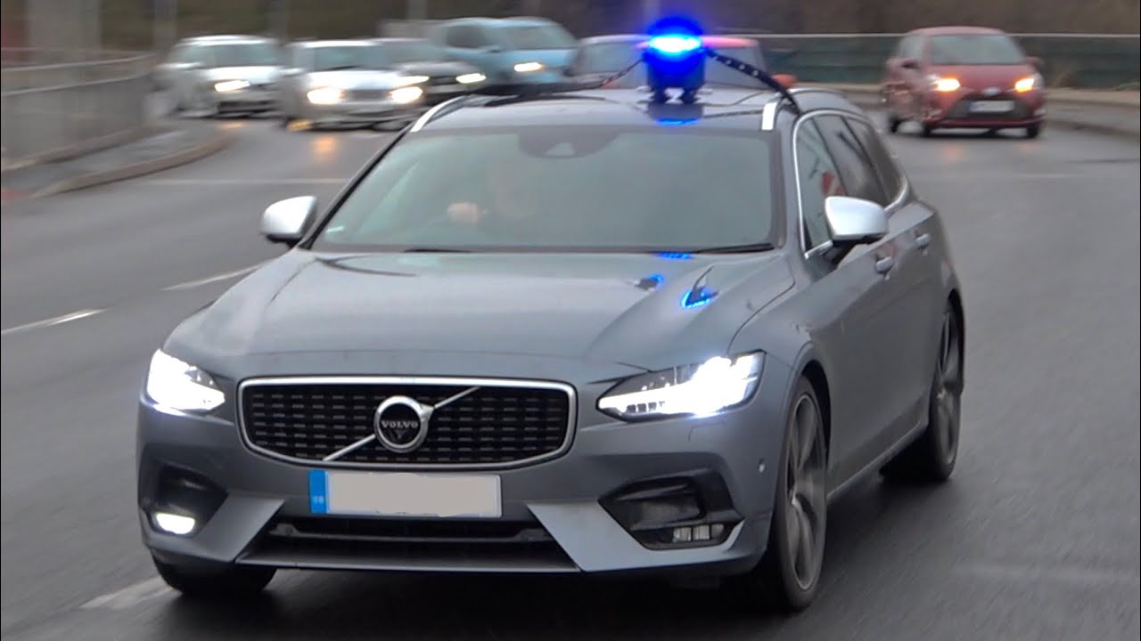 Chief Fire Officer Unmarked Volvo V90 R-Design Responding - Greater ...