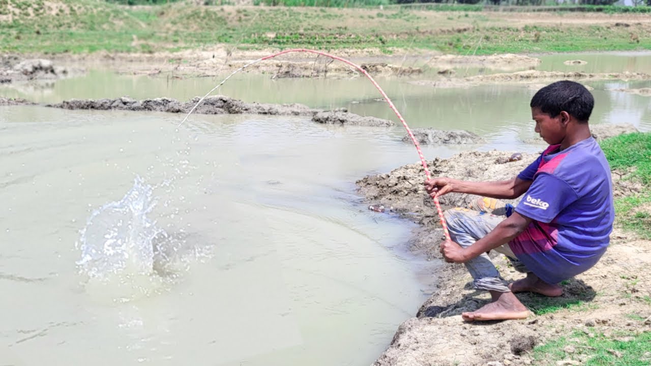 Amazing Big Fish Hook Fishing in River #fishing - YouTube