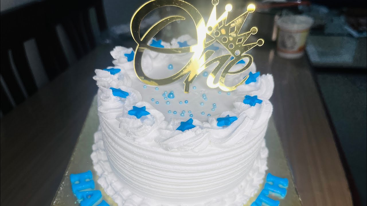 1st month birthday cake design🎂🎂🎂#cakedesign #1stmonthbirthdaycake ...