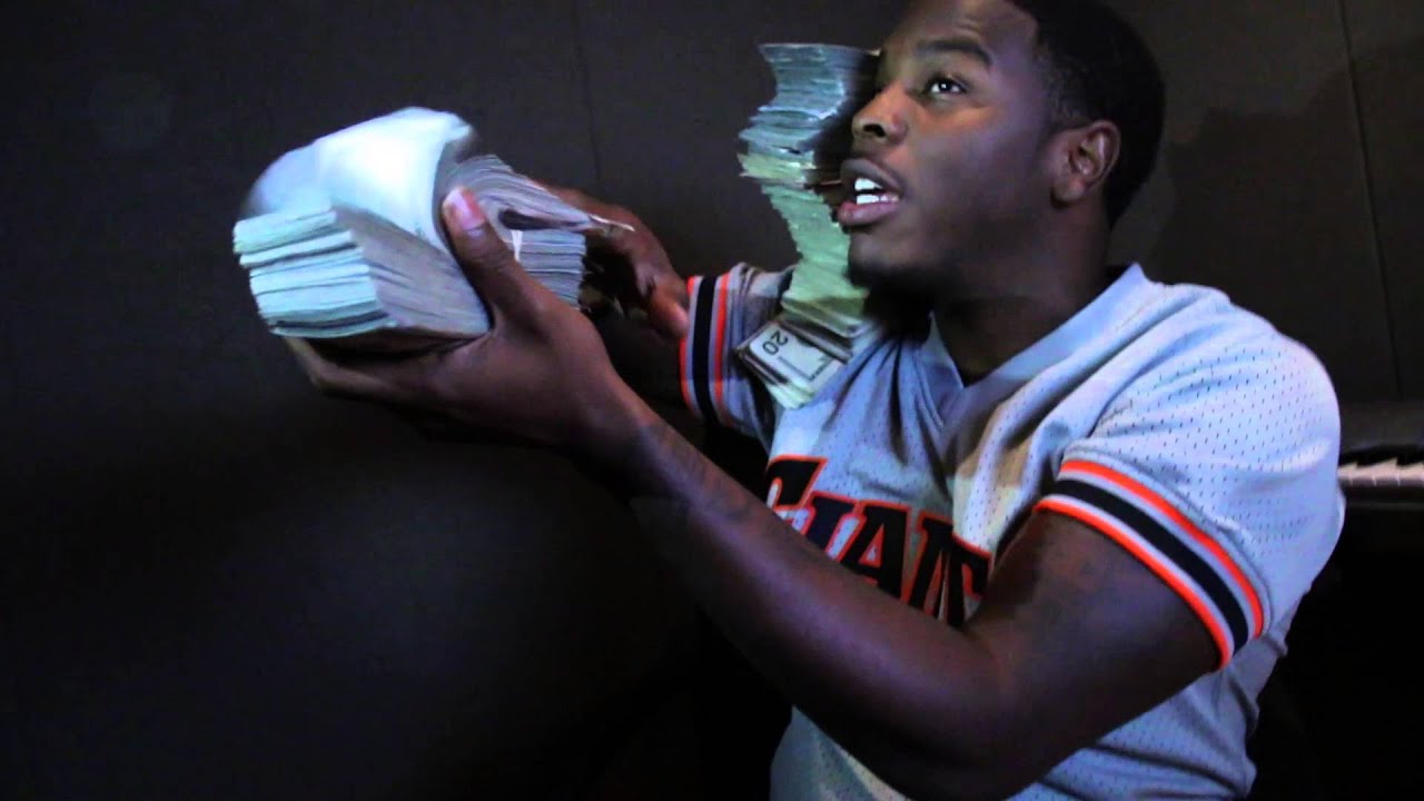 Cinco "35 Cuban Links" In Studio - YouTube