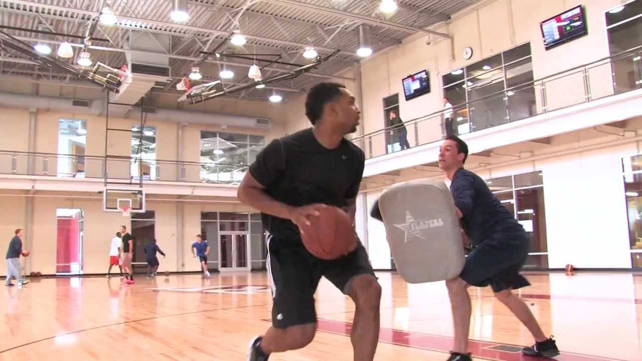 Gerald Henderson Training with Accelerate Basketball - YouTube