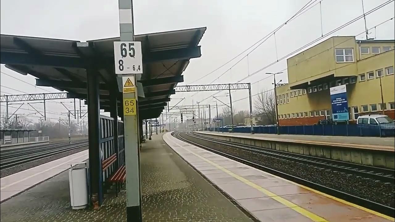 Pociągi na stacji Skierniewice w pierwszy dzień kalendarzowej Wiosny i załamanie pogody 21.3. ...