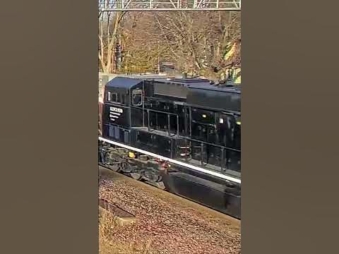 Rochelle, IL KLWX 9530 & 8520 #shorts Knoxville Locomotive Works - YouTube