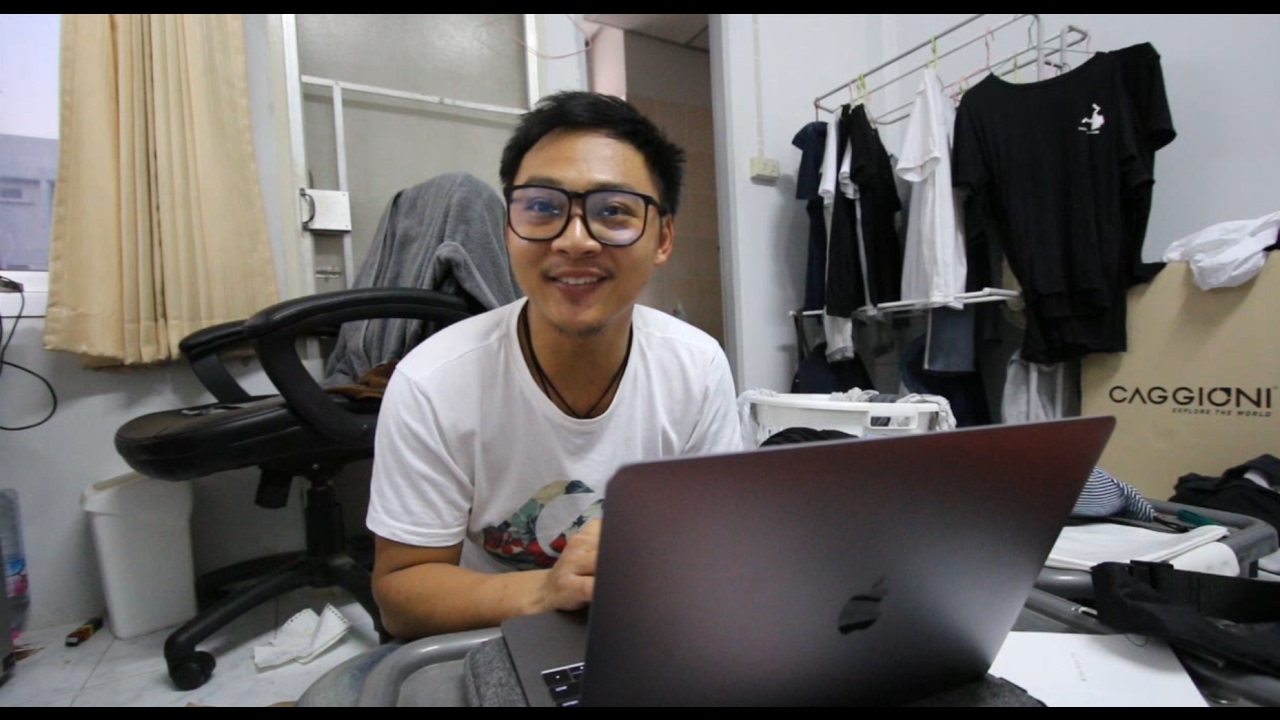 วิธีดูว่าใครมาส่อง Facebook เราบ้าง และใครส่องบ่อยที่สุด ๕๕๕ - YouTube