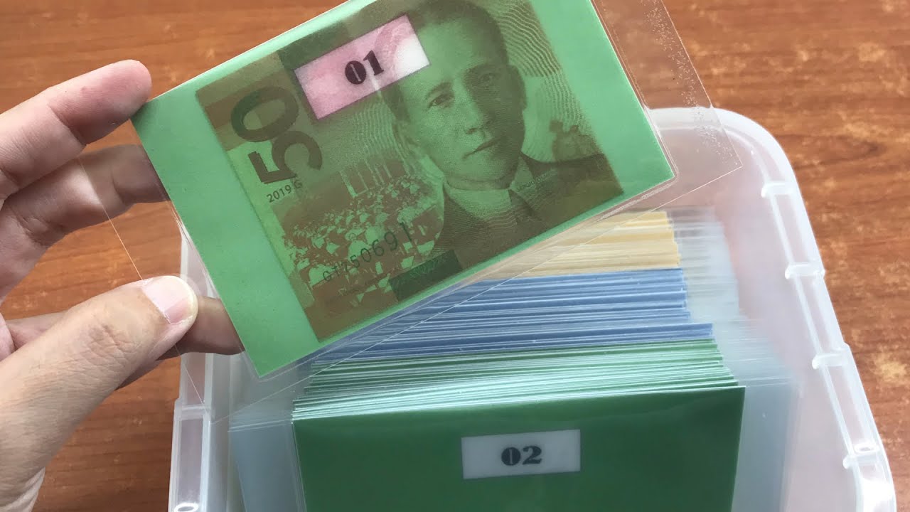 I made a cash box for savings with individual money pouches - YouTube