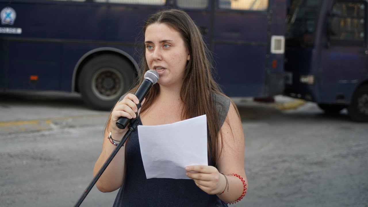 ΧΑΙΡΕΤΙΣΜΟΣ ΤΗΣ Χ. ΛΕΜΠΕΣΗ ΣΤΗΝ ΣΥΓΚΕΝΤΡΩΣΗ ΤΗΣ ΕΕΔΥΕ - YouTube