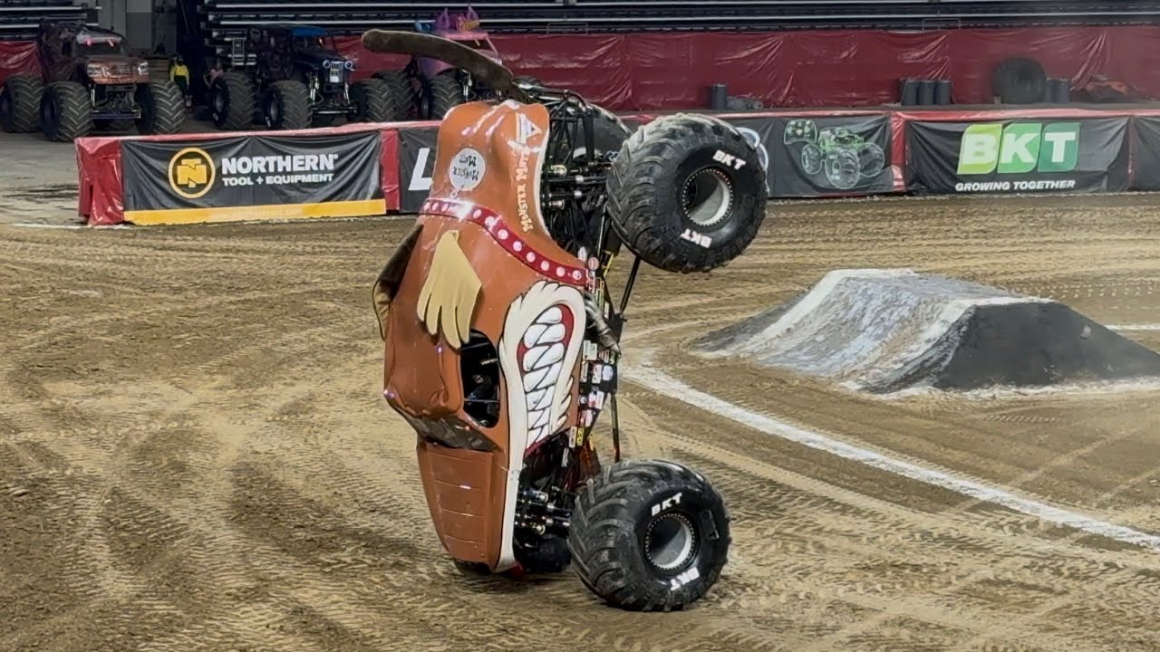 Monster Jam Minneapolis MN 2025 Show 1 Skills Challenge - YouTube