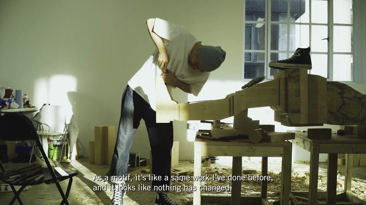 Taku Obata’s sculpture work in London - YouTube