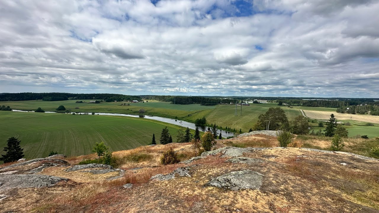 Vanhalinna Lieto/Old castle Lieto Finland - YouTube