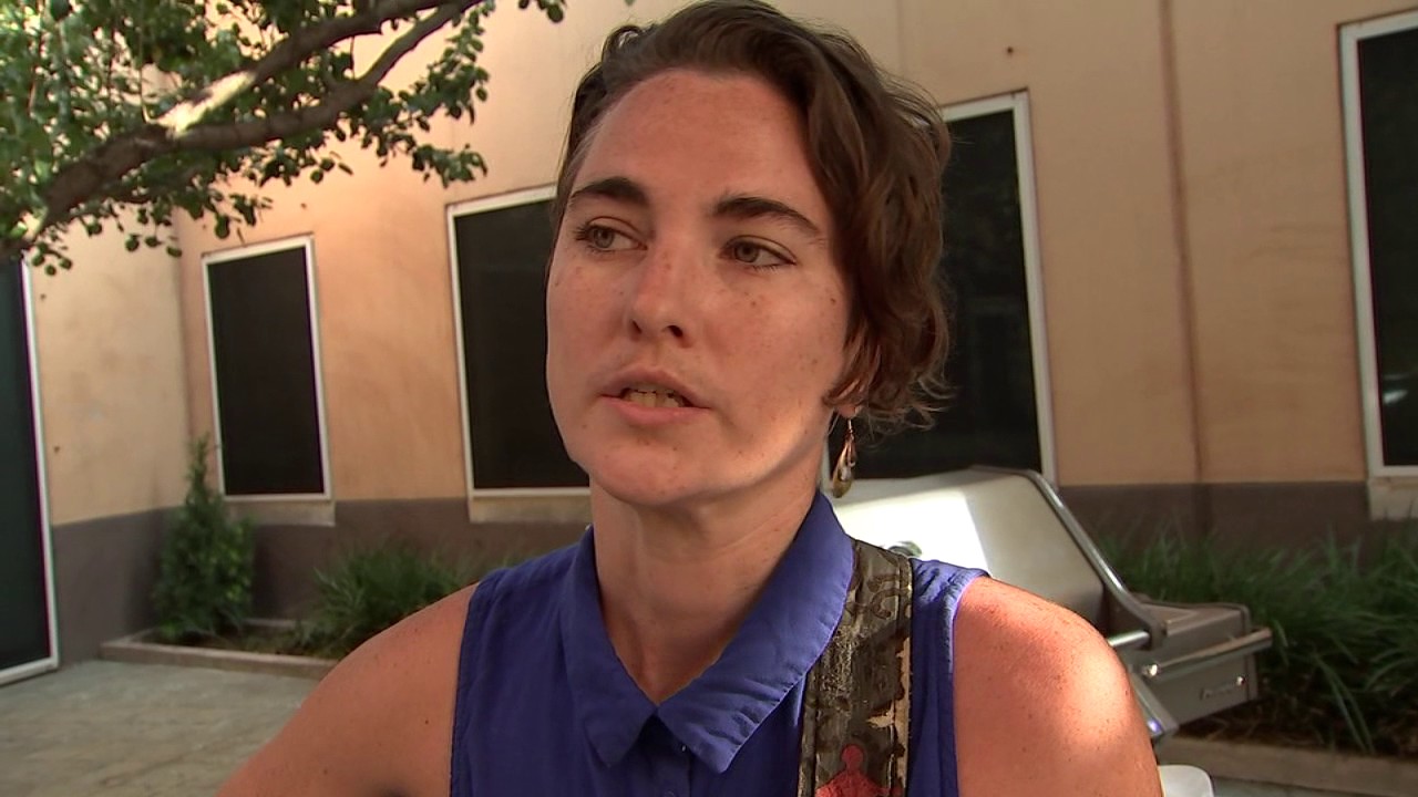 Musician Sara Van Buskirk performs "Light Me Up" for Party on the Patio ...