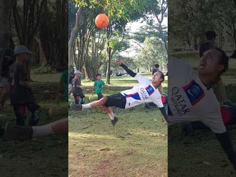 Nak Bego Keluarkan Jurusnya