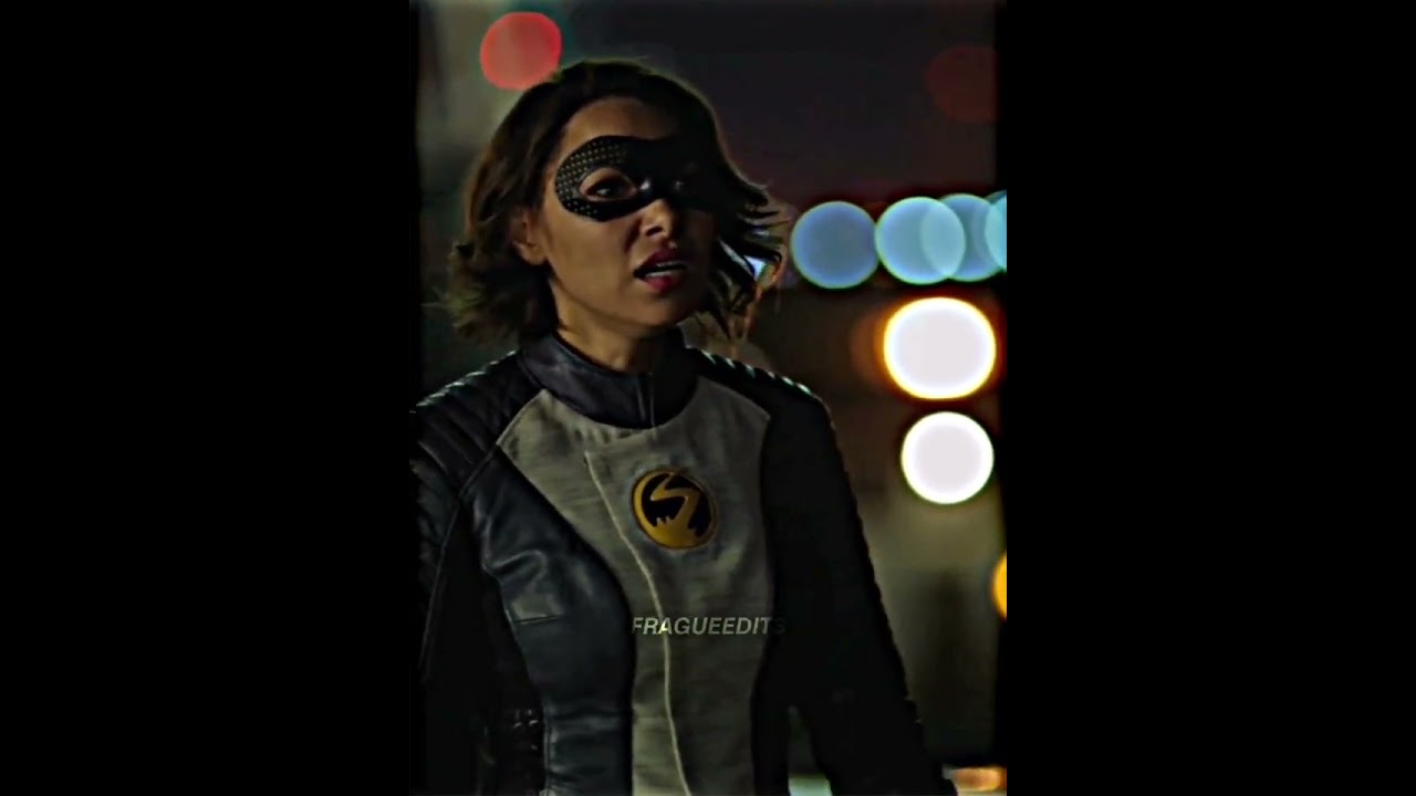 Nora saves Barry from Cicada 💜 #shorts - YouTube