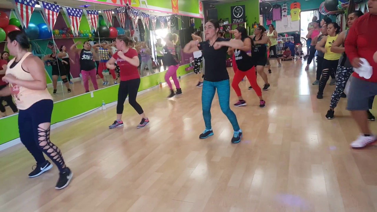 Zumba Quiere mas #GK5X - YouTube