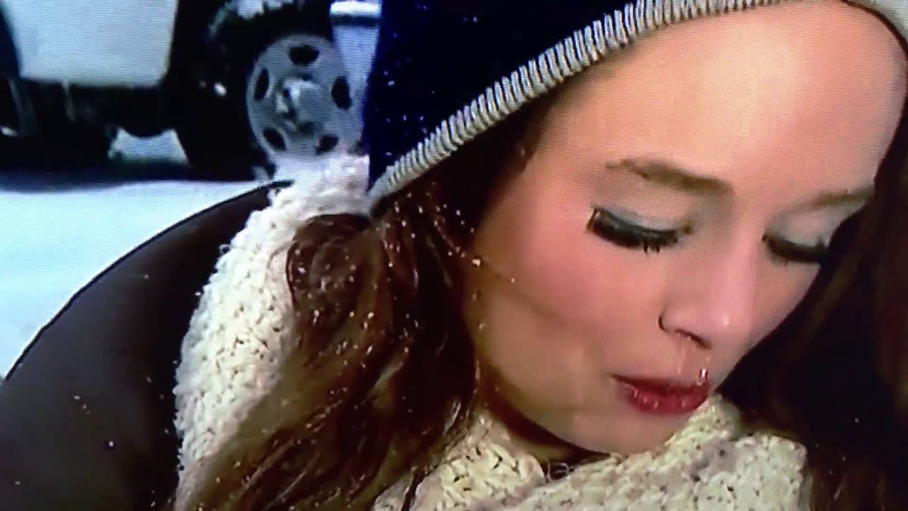 Channel 5 News Reporter - Snot dripping down nose - YouTube