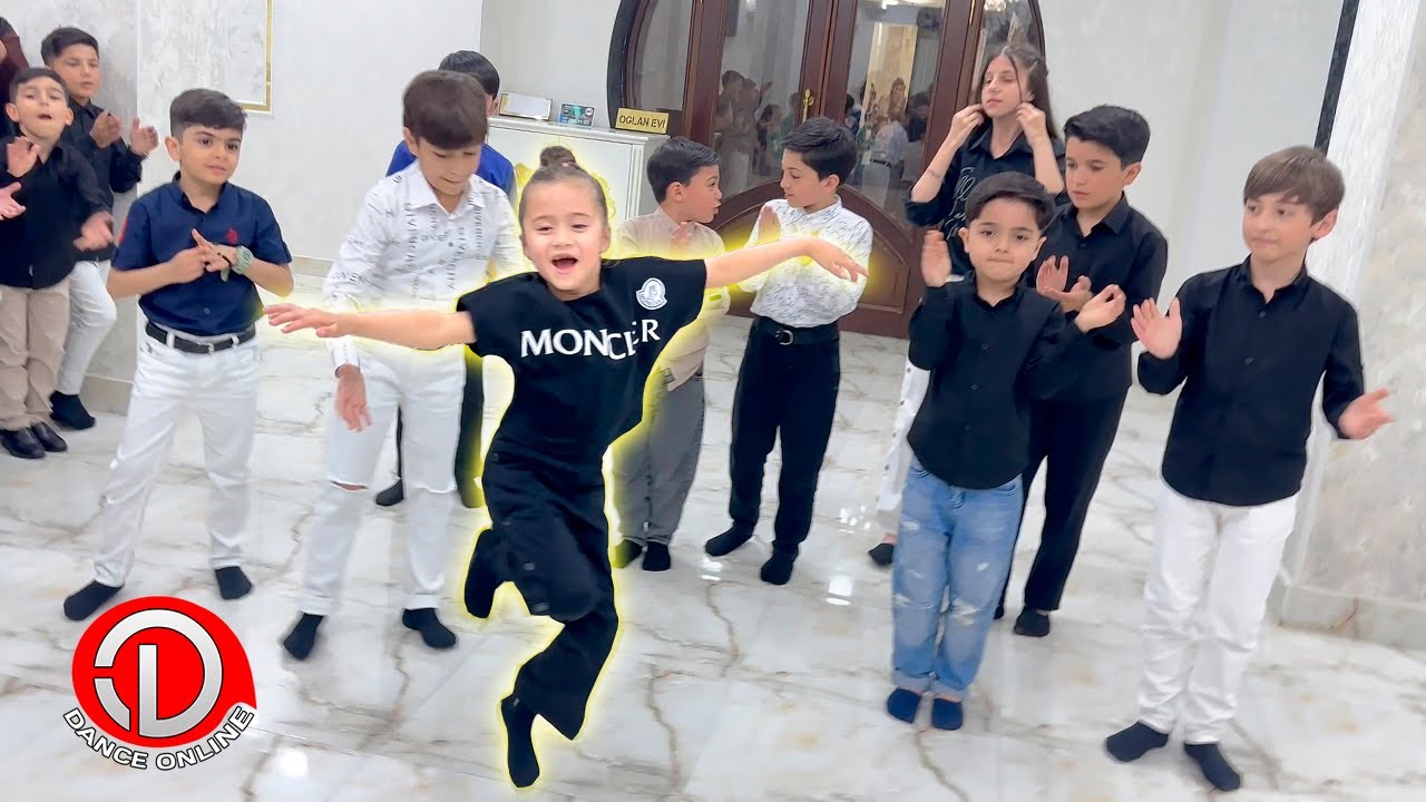 Balaca Qizin Reqsi Her Kesi Özunə Cəkdi Və Gündəm oldu 2023 İzlemek ...