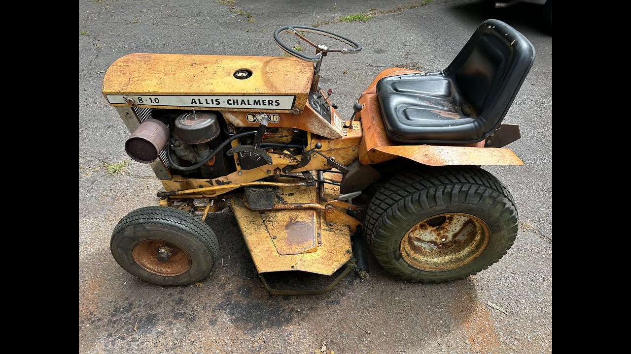 Allis Chalmers B10 with hydrolift - resurrection - YouTube