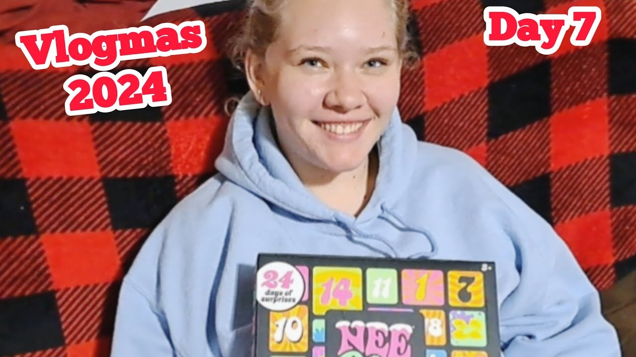 Vlogmas Day 7, A Crazy Field Trip to the Airport, plus Checking us ...