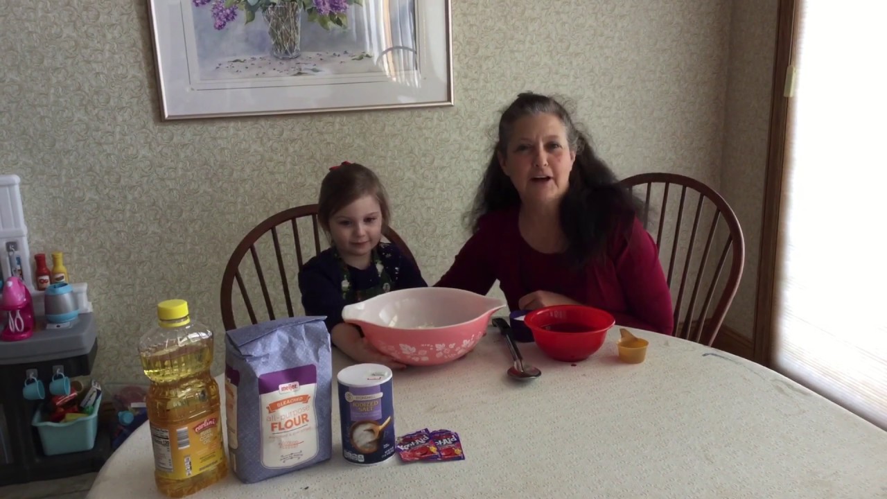 BEST DIY NO COOK SWEET SMELLING PLAYDOUGH - YouTube