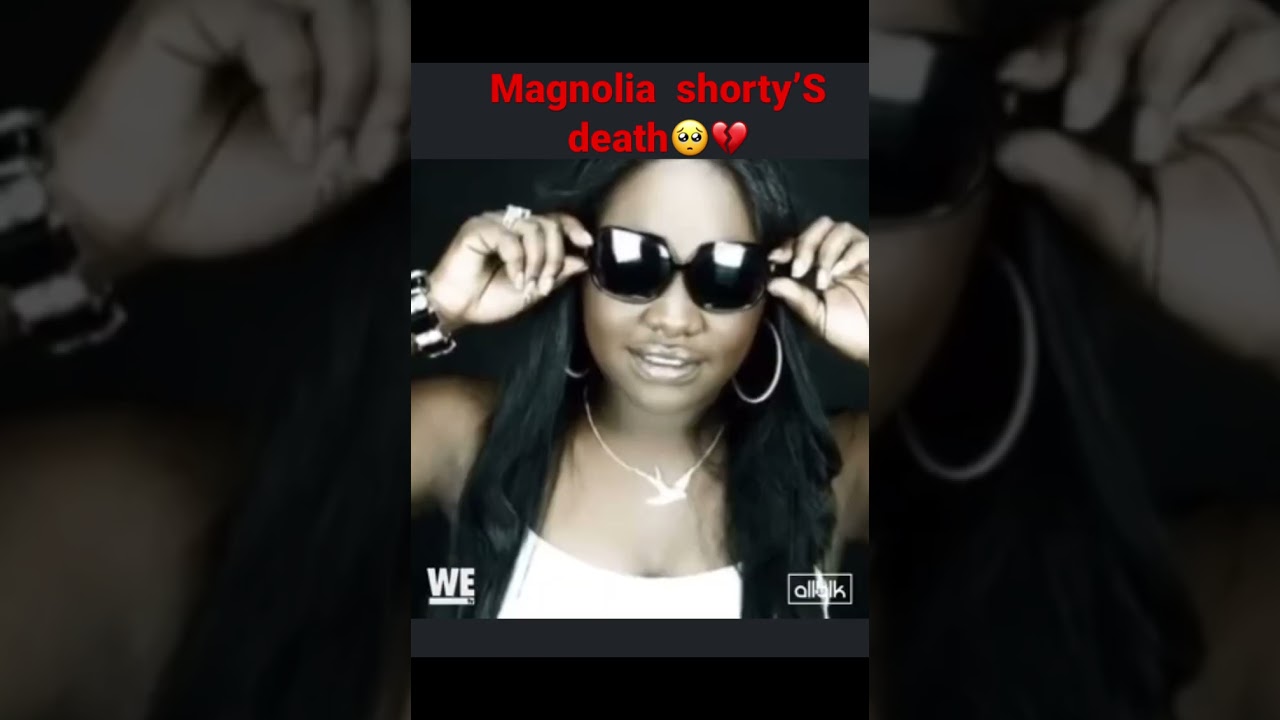 Magnolia Shorty Glass Eye