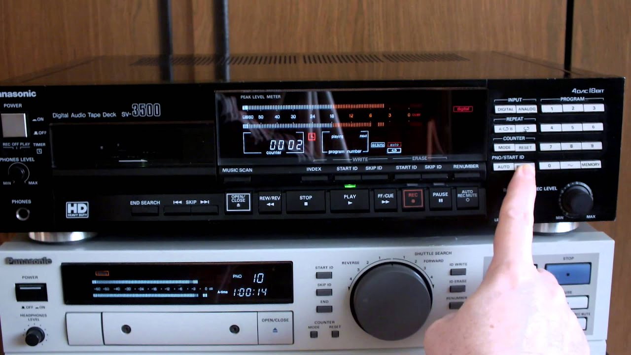 Panasonic SV-3500 DAT - YouTube