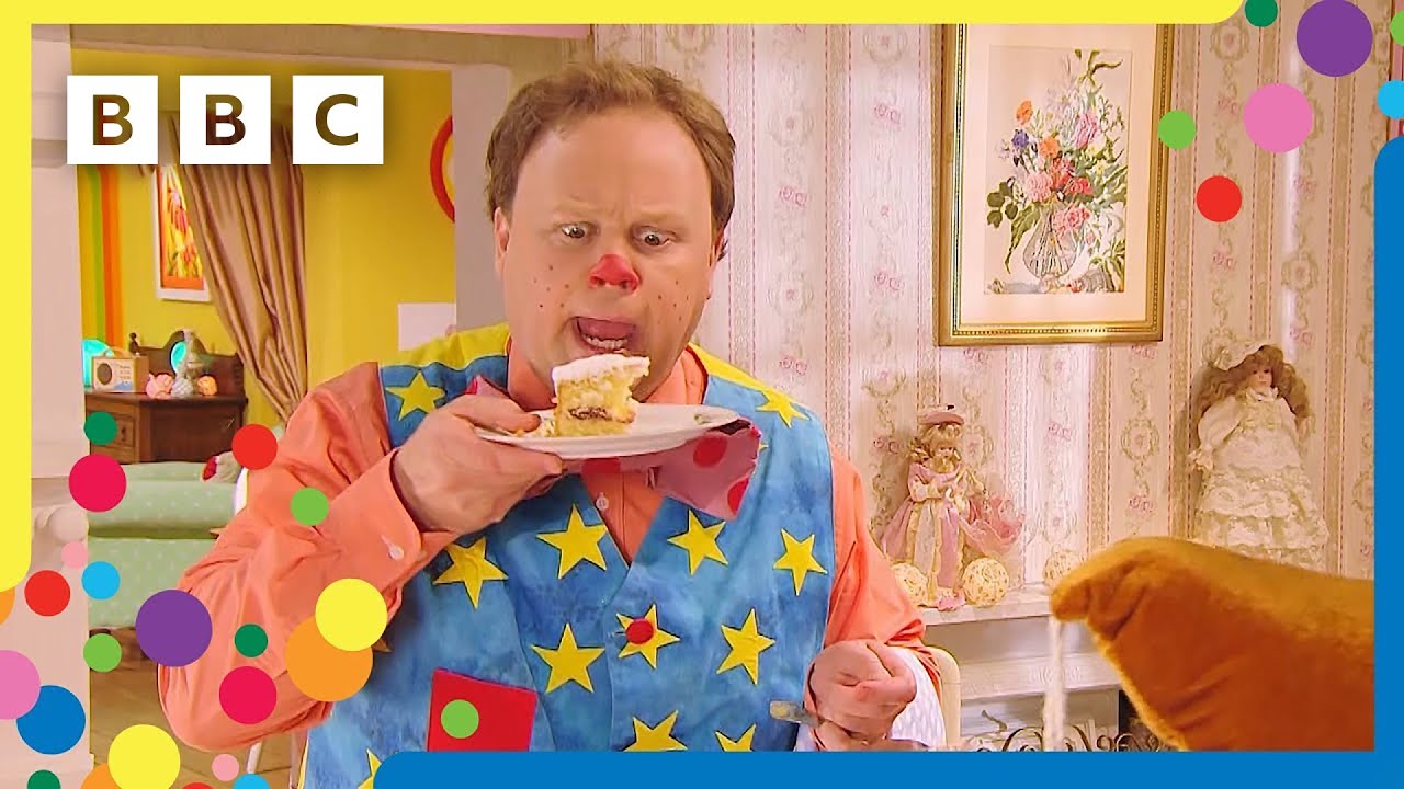 Mr Tumble Teatime! 🍰 | Mr Tumble and Friends - YouTube