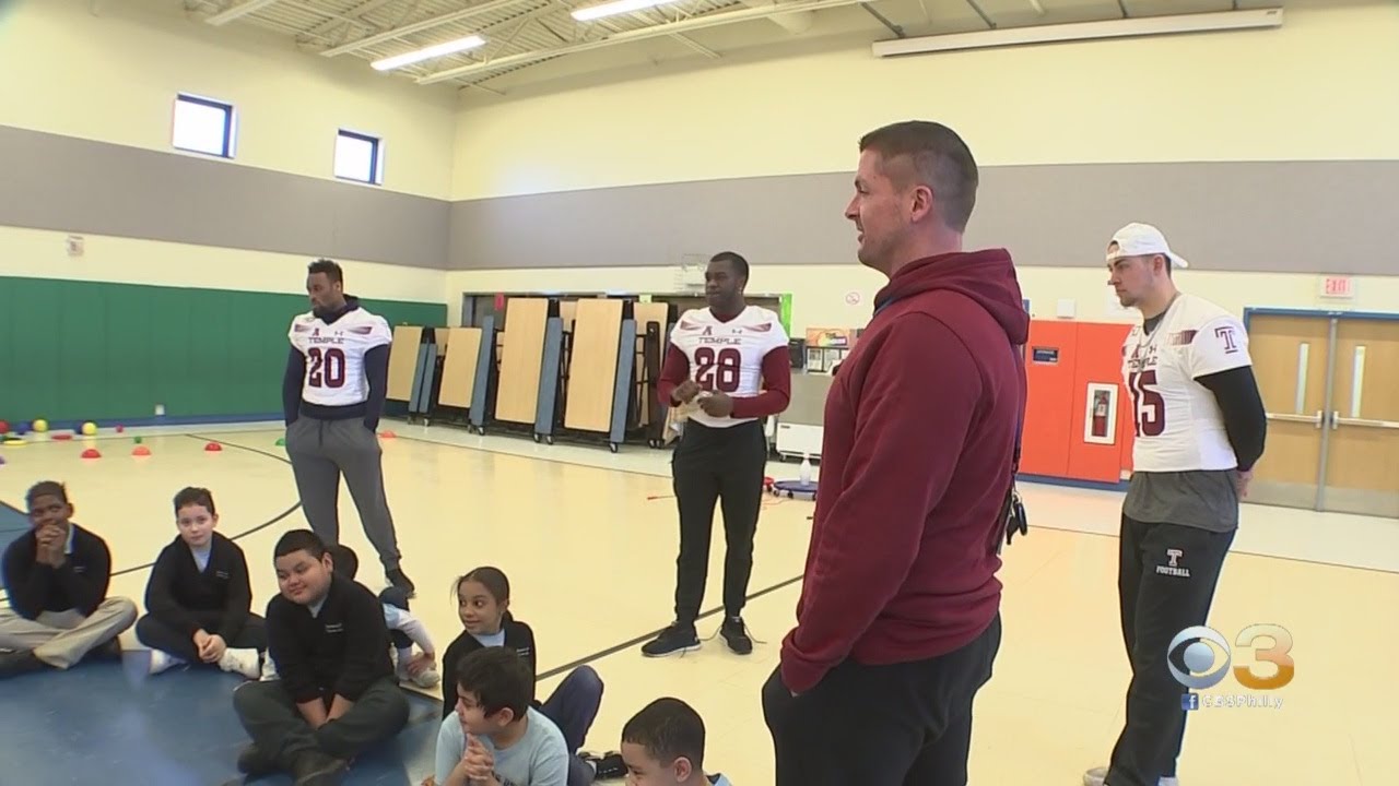 Temple Football Players Visit Students At Camden's Promise Charter ...