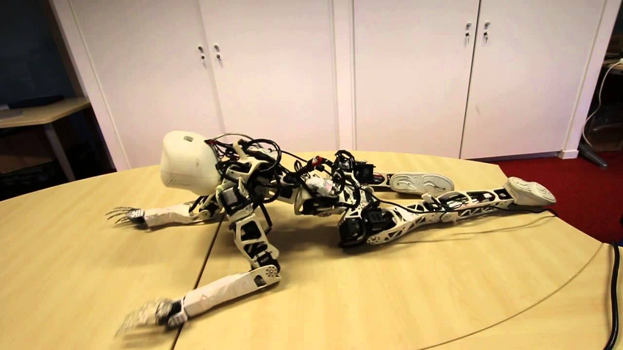 Movement of Poppy Humanoid, by Thomas Peyruse (15) - YouTube