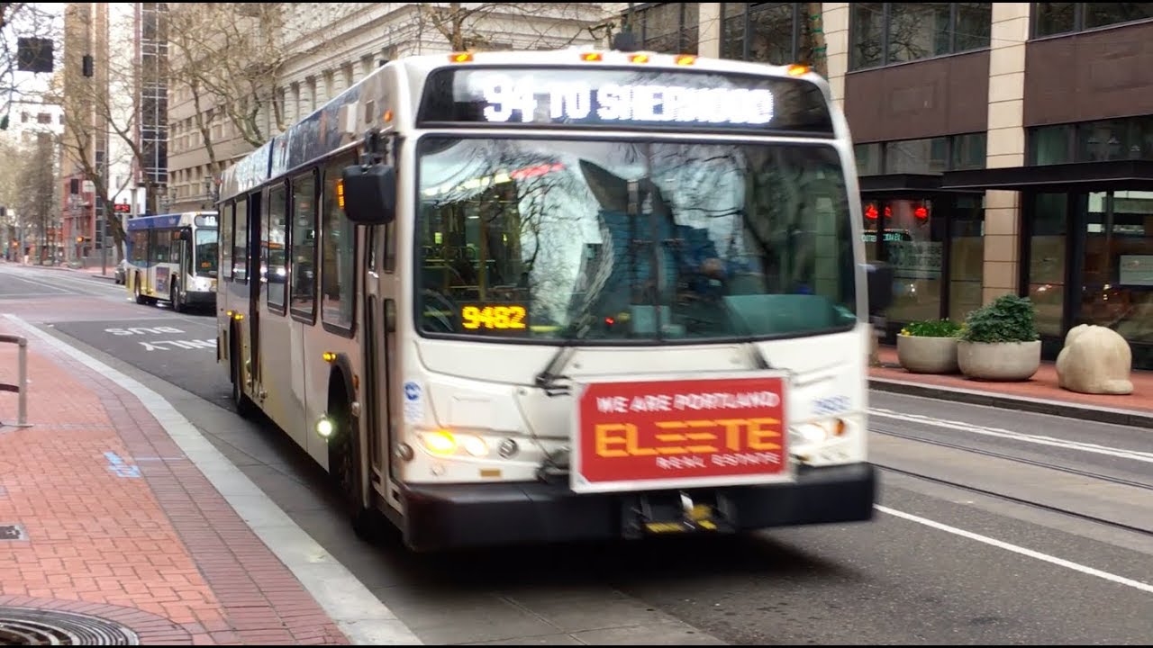 TriMet 2009 New Flyer D40LFR #2933 on line 94 - YouTube