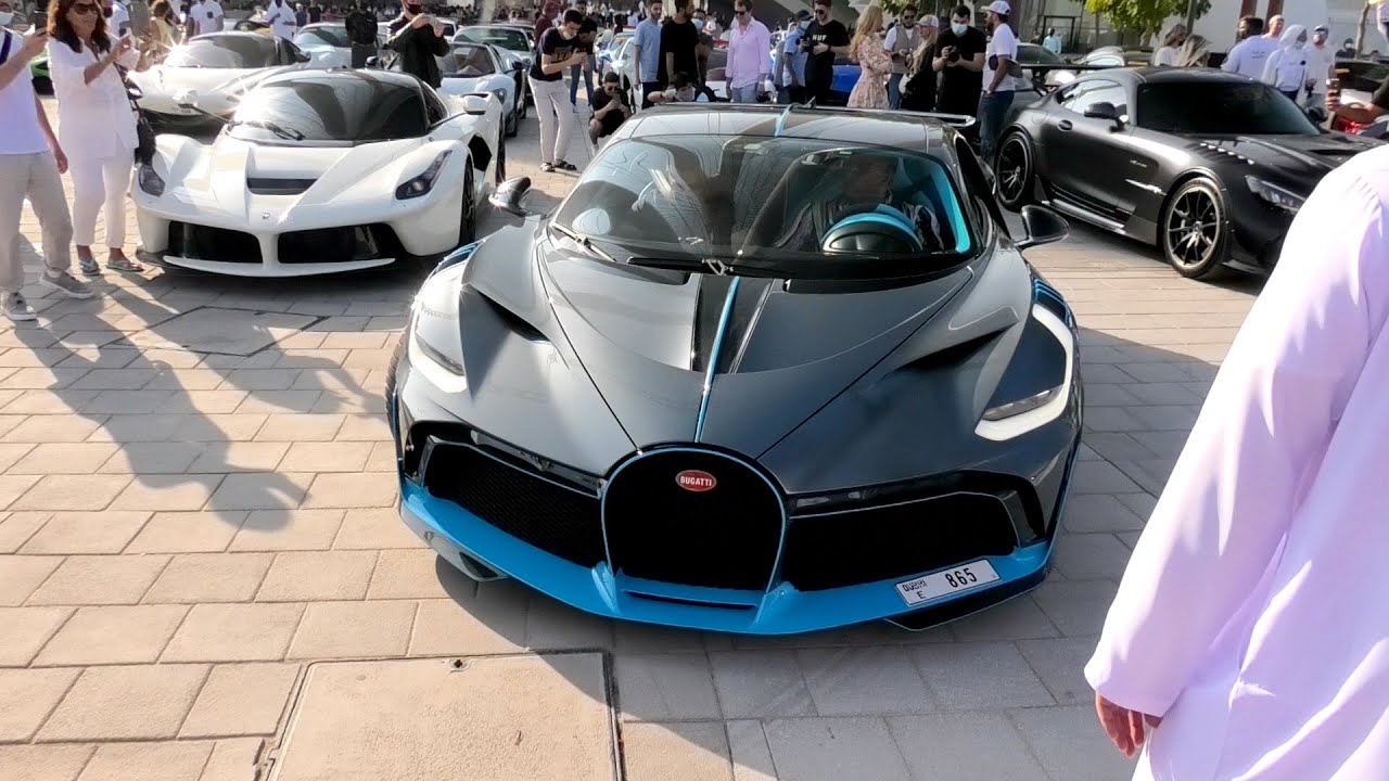 HYPERCARS takeover the Ain DUBAI with an insane convoy! - YouTube
