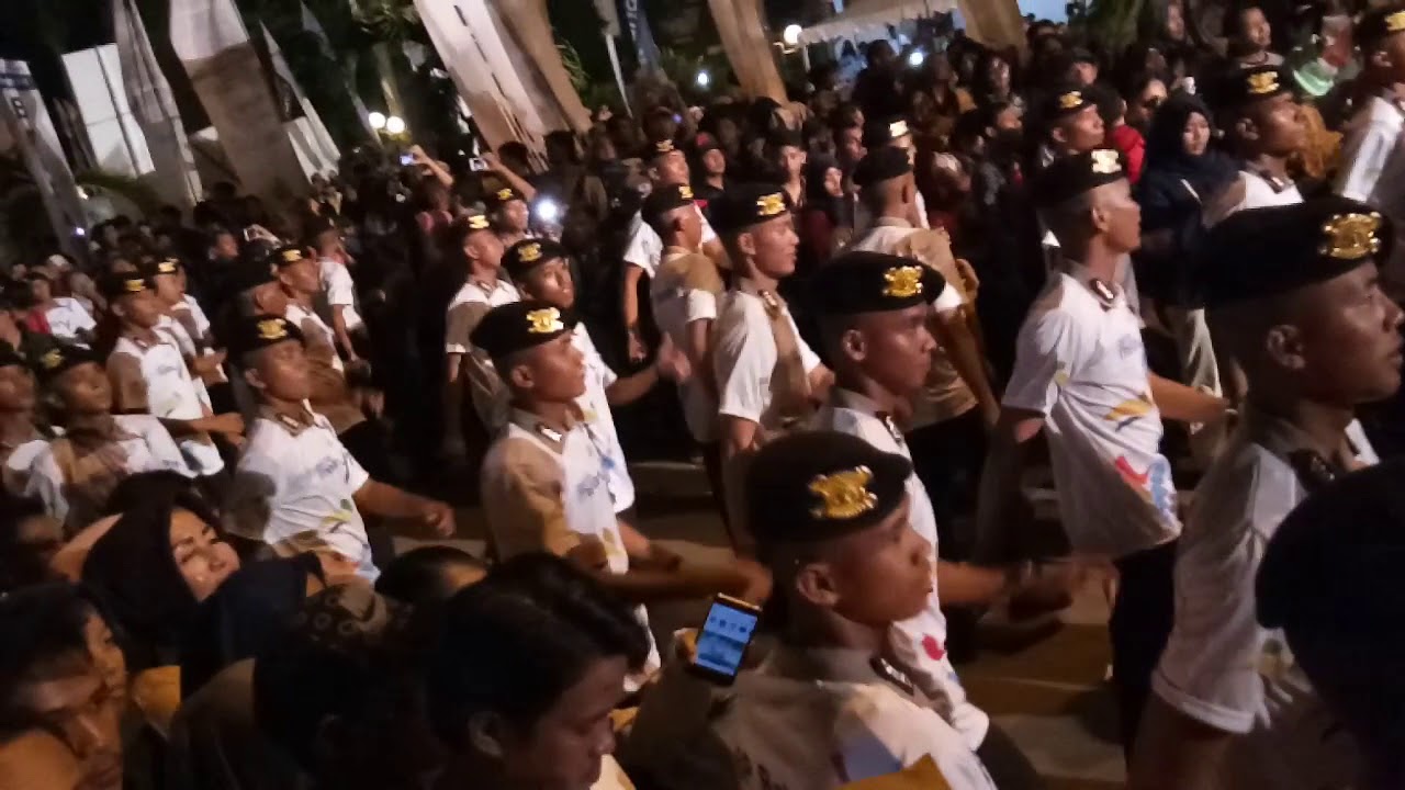 Pemecahan rekor muri Tari batam rampai #batammenari2018 - YouTube