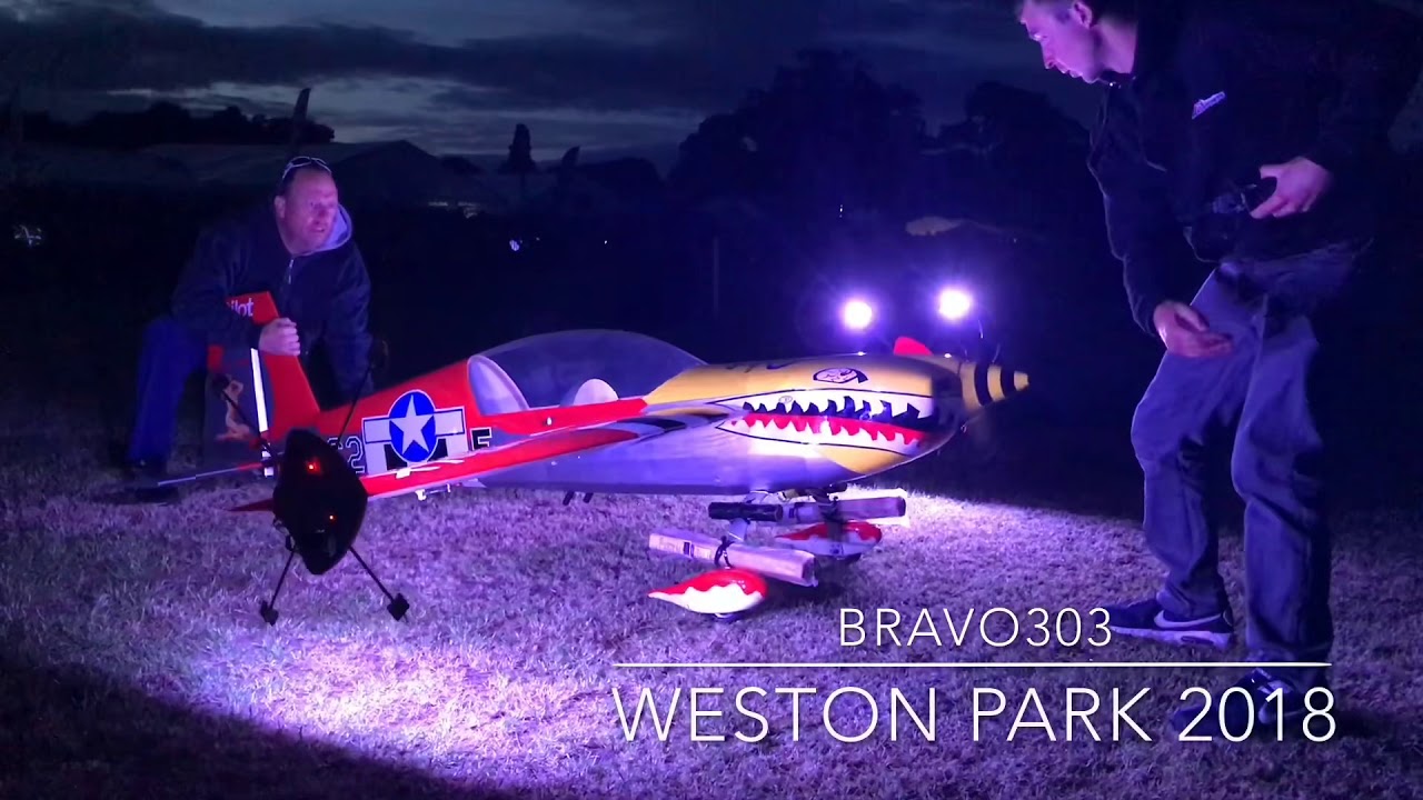 Pilot RC Extra 330LX Night Flight - Dean Coxon - Weston Park 2018 | Day ...