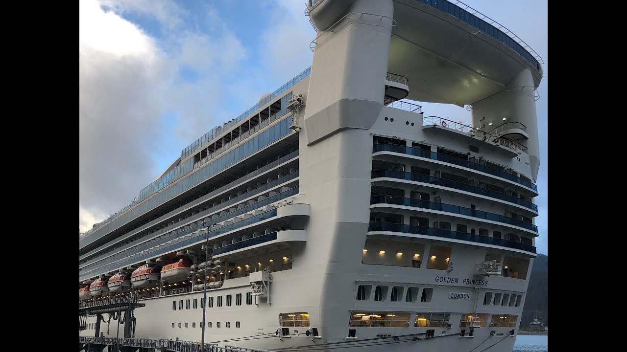 Touring the Golden Princess 2018 - YouTube