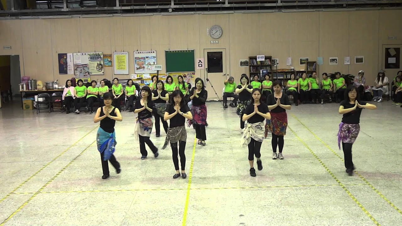 made in india line dance 印度風情 - 我家鄉村隊表演 - YouTube