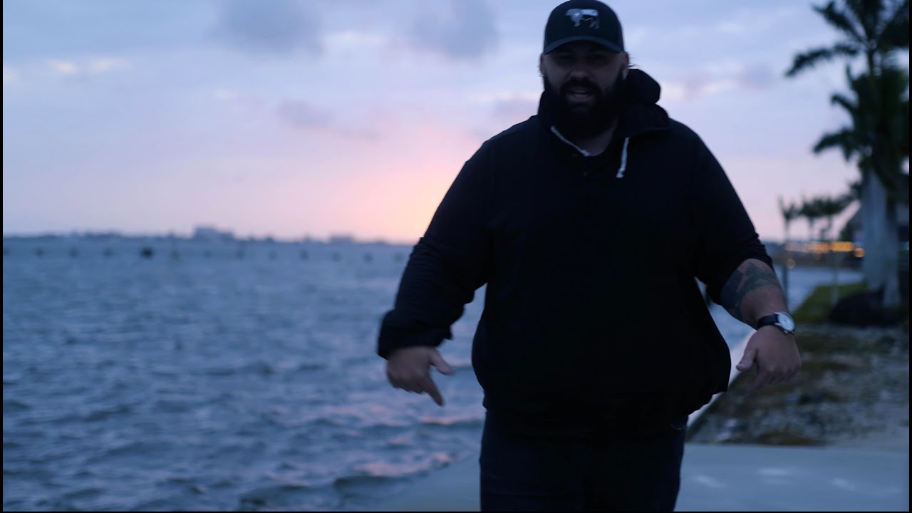 Derek Randall - "Strangers" Music Video - YouTube